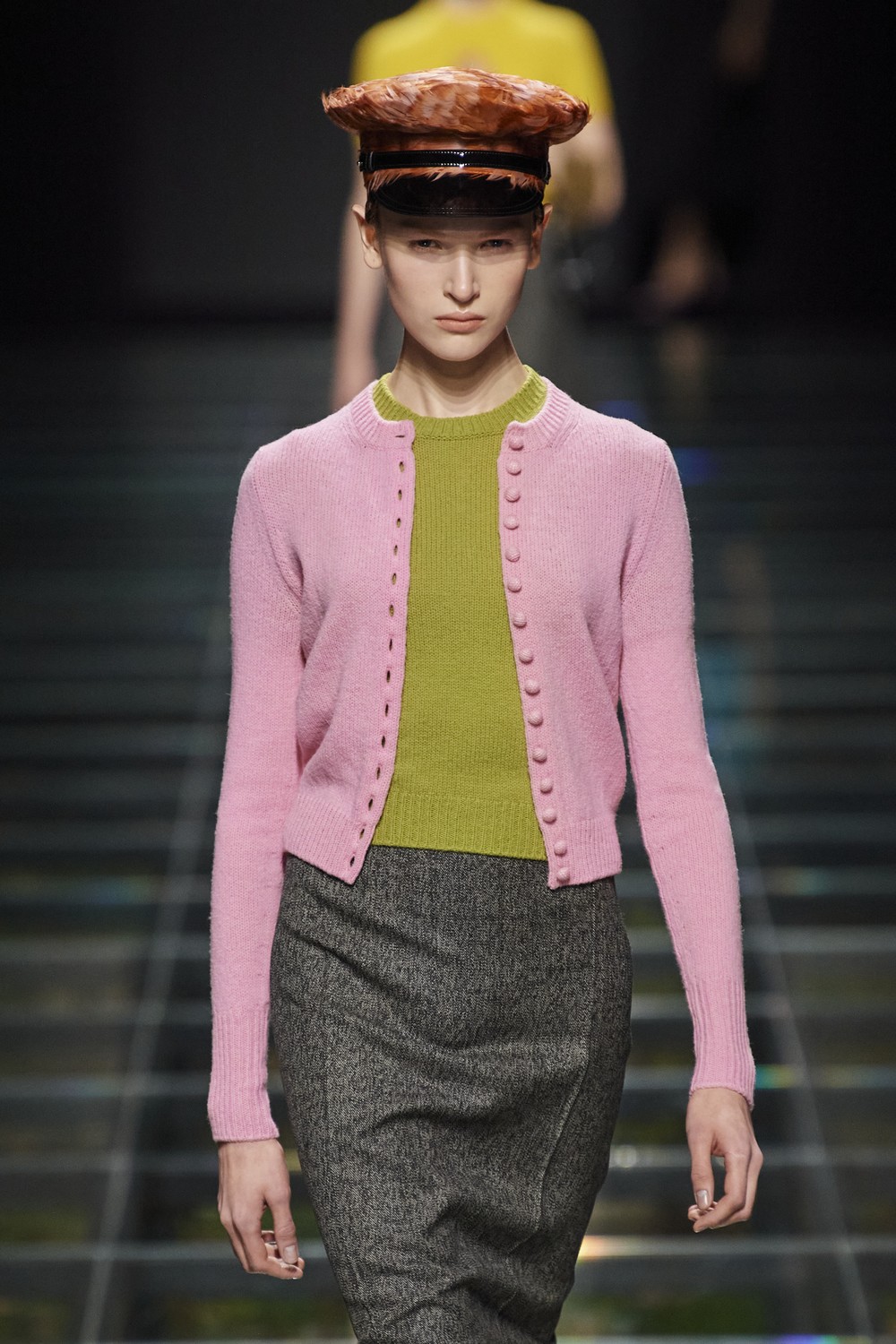 O que é o verde brat? Tom viralizou nas redes sociais e, claro, na moda