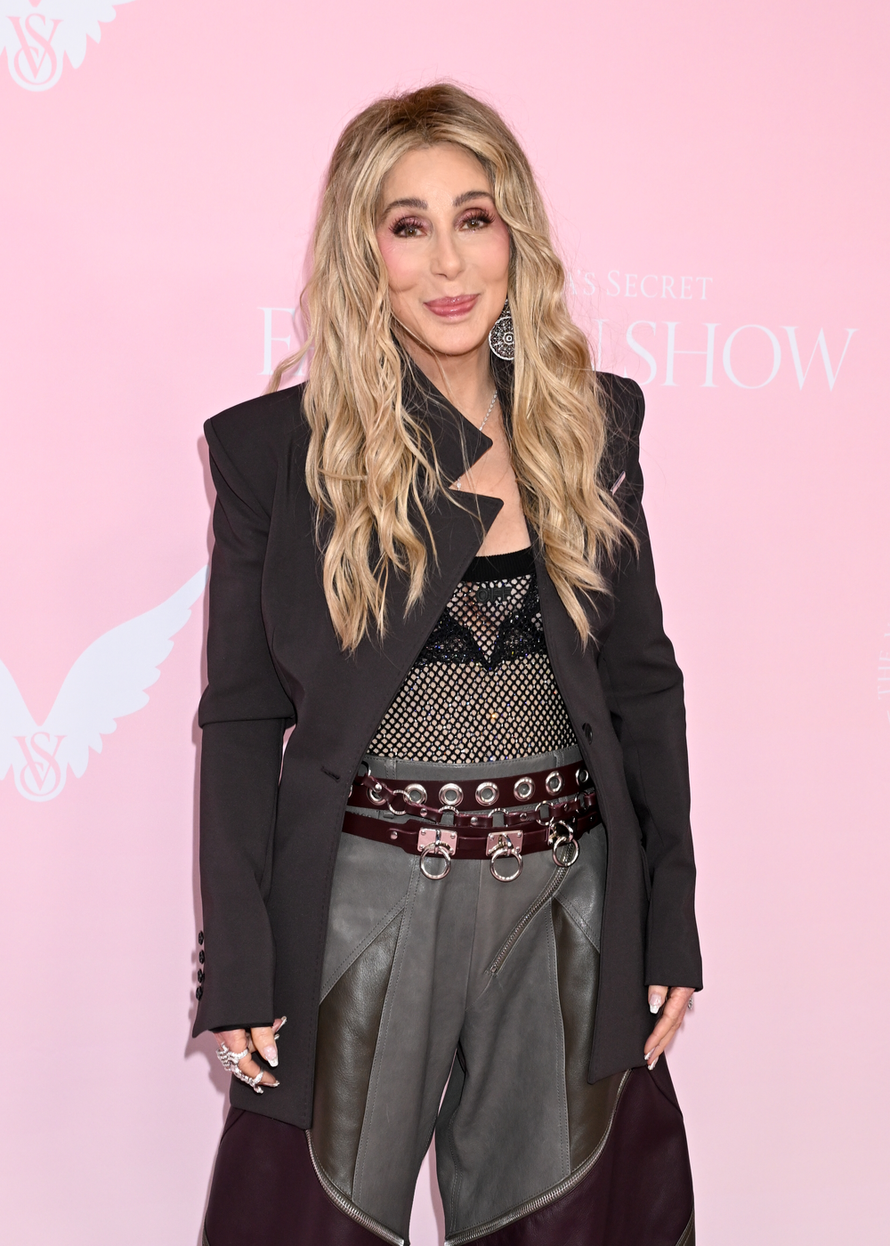 Cher recebeu convite para show no Brasil e está discutindo data, diz jornal