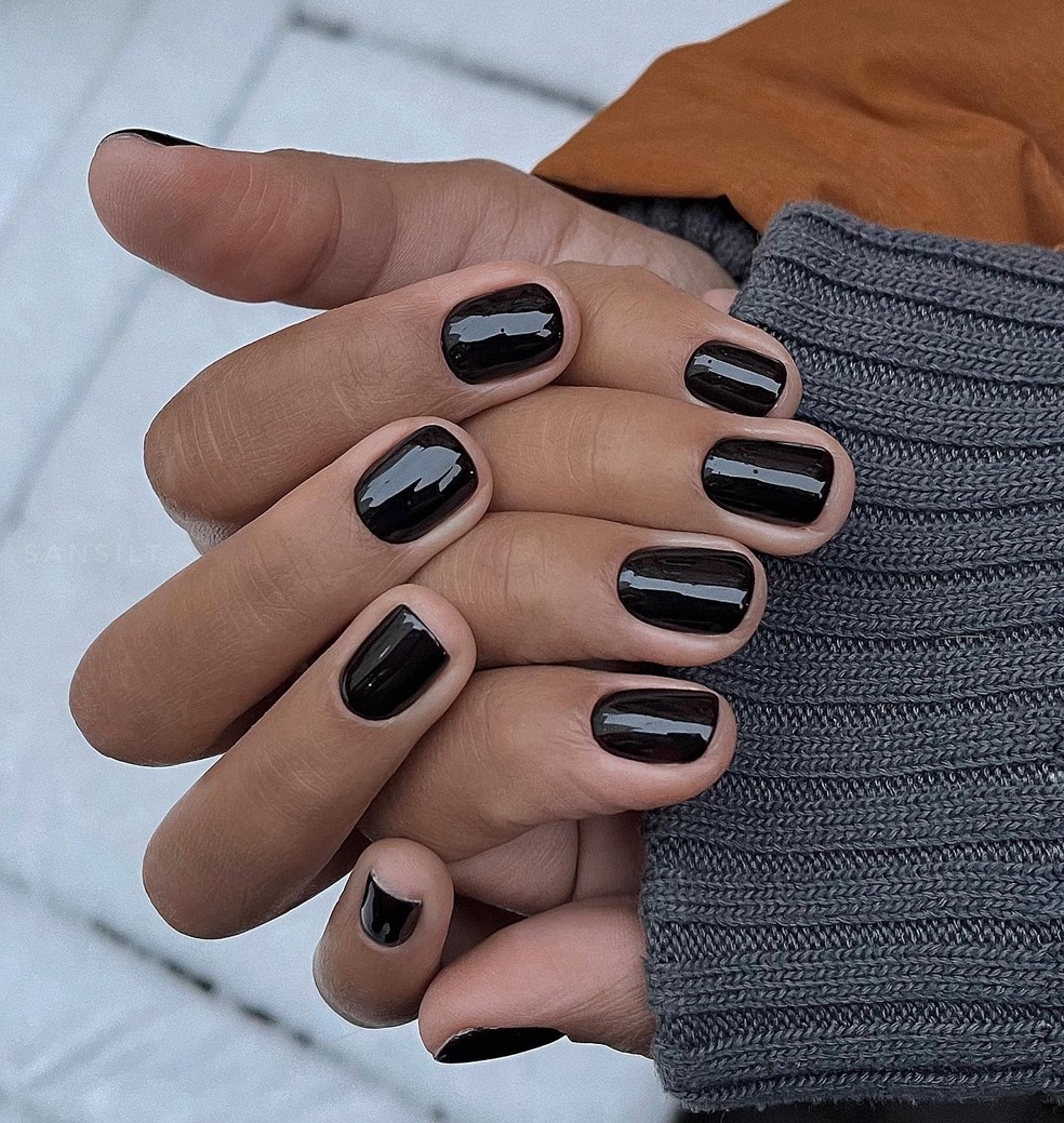 As 'BlackBerry nails' estão trazendo de volta uma enorme tendência dos ...