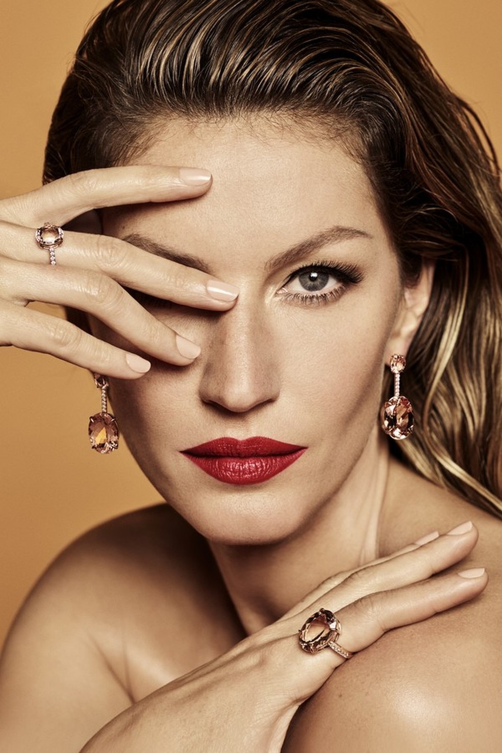 Vivara e Life by Vivara lançam campanhas de Natal com Gisele e Marina ...