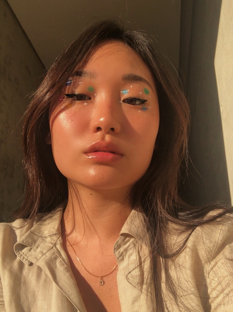 Maquiagem intergaláctica: Giulia Song ensina o passo a passo