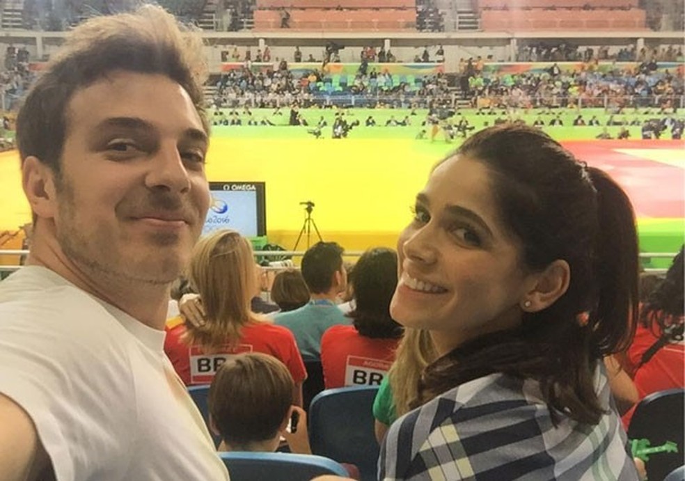 Sabrina Petraglia fala sobre relação à distância com o noivo: 'Quero ...
