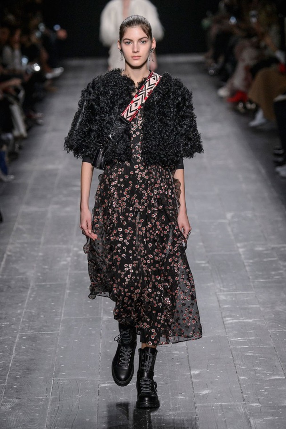 PFW Inverno 2017: Coturno é 'a' peça do inverno