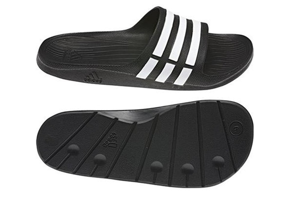 Chinelos Adidas agora fazem parte da cena fashion