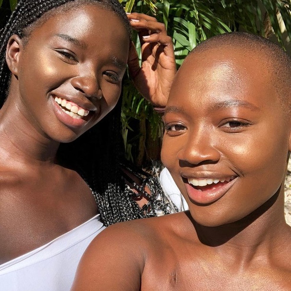 Iluminador chocolate: a novidade pensada para pele negra by Becca Cosmetics