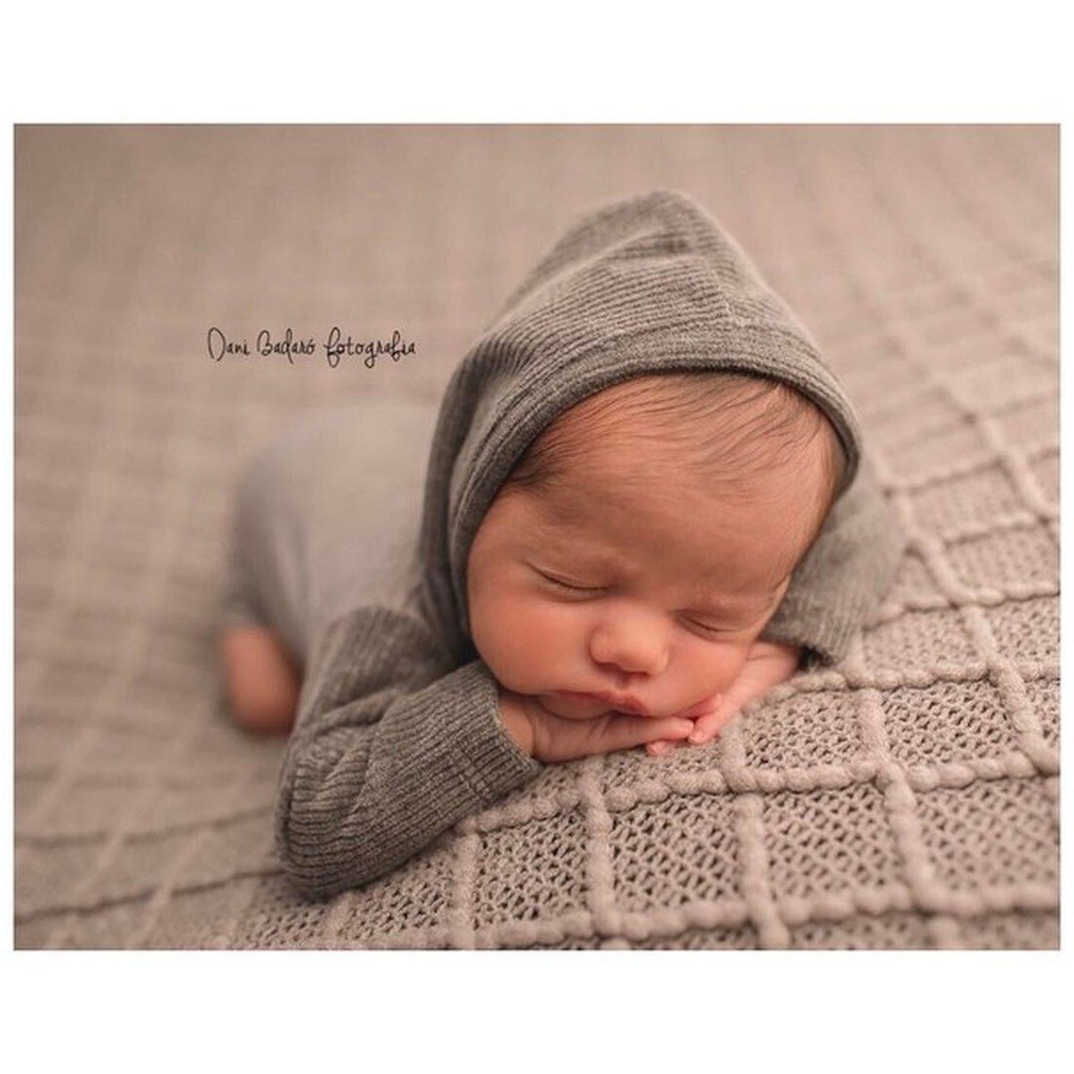 Kelly Key divulga foto do filho e fãs comentam semelhança com filha Suzanna