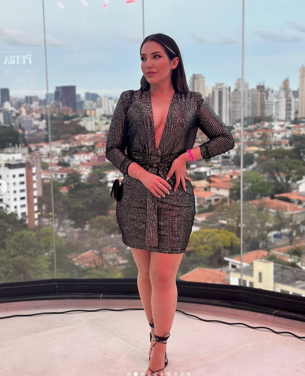 Amanda Meirelles compartilha cliques: 'Do rolo da câmera para o feed...'