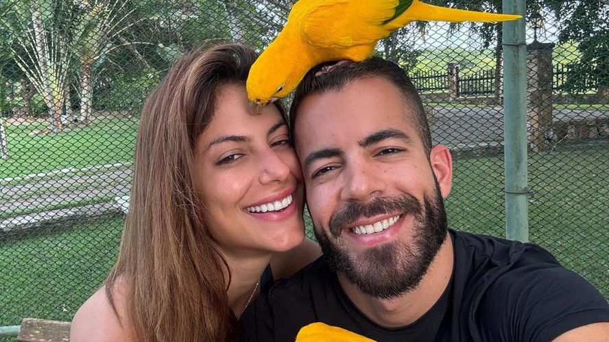 Mari Gonzalez abre álbum de fotos do mês e relembra momentos com Pipo ...