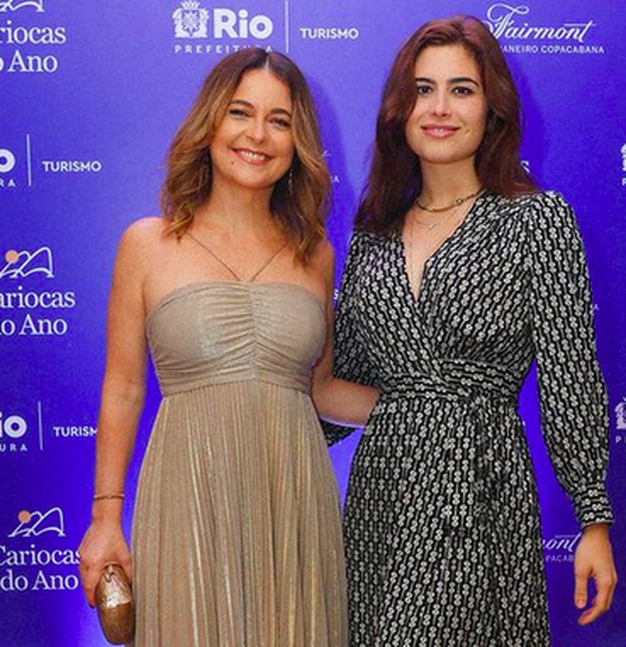 Claudia Abreu homenageia a filha: 'Você é um furacão'