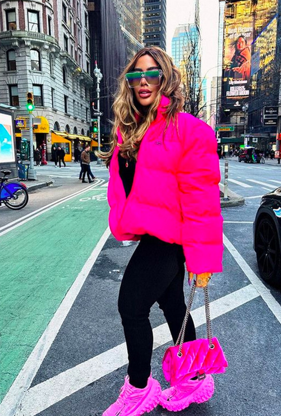 Pink girl! Rafaella Santos aposta em look grifado de quase R$30 mil ...
