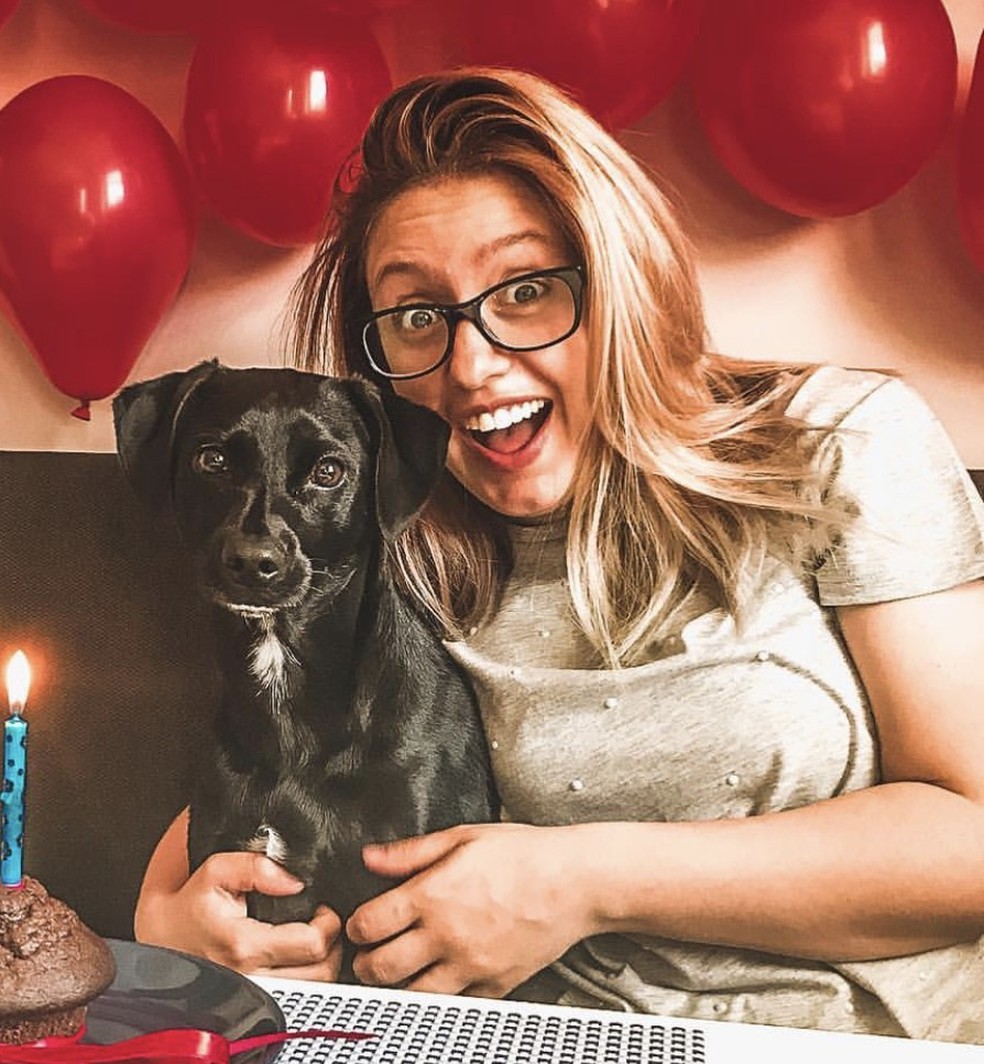 Jovem lidou com a depressão e superou a fibromialgia após adotar ...