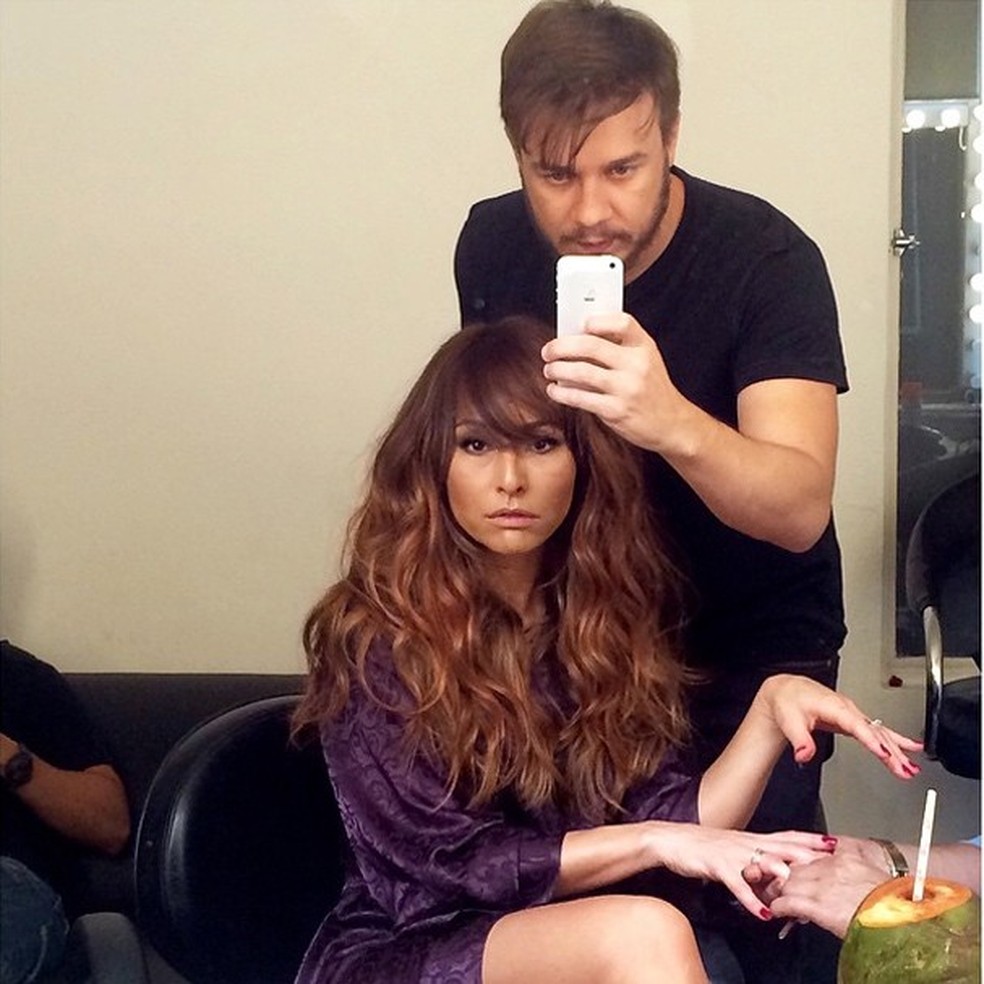 Sabrina Sato muda o visual novamente e aposta em franja