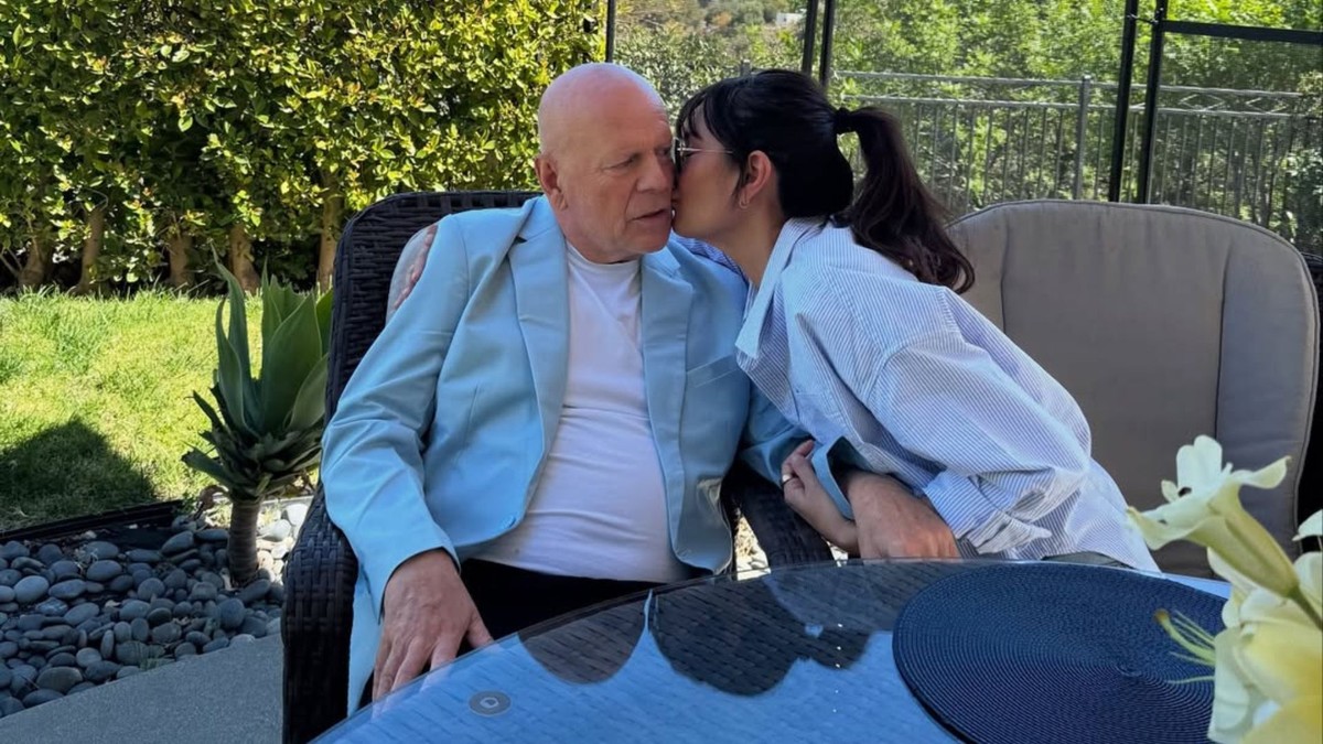 Demi Moore posta cliques inéditos após aniversário de 70 anos de Bruce Willis: 'Tempo de qualidade'