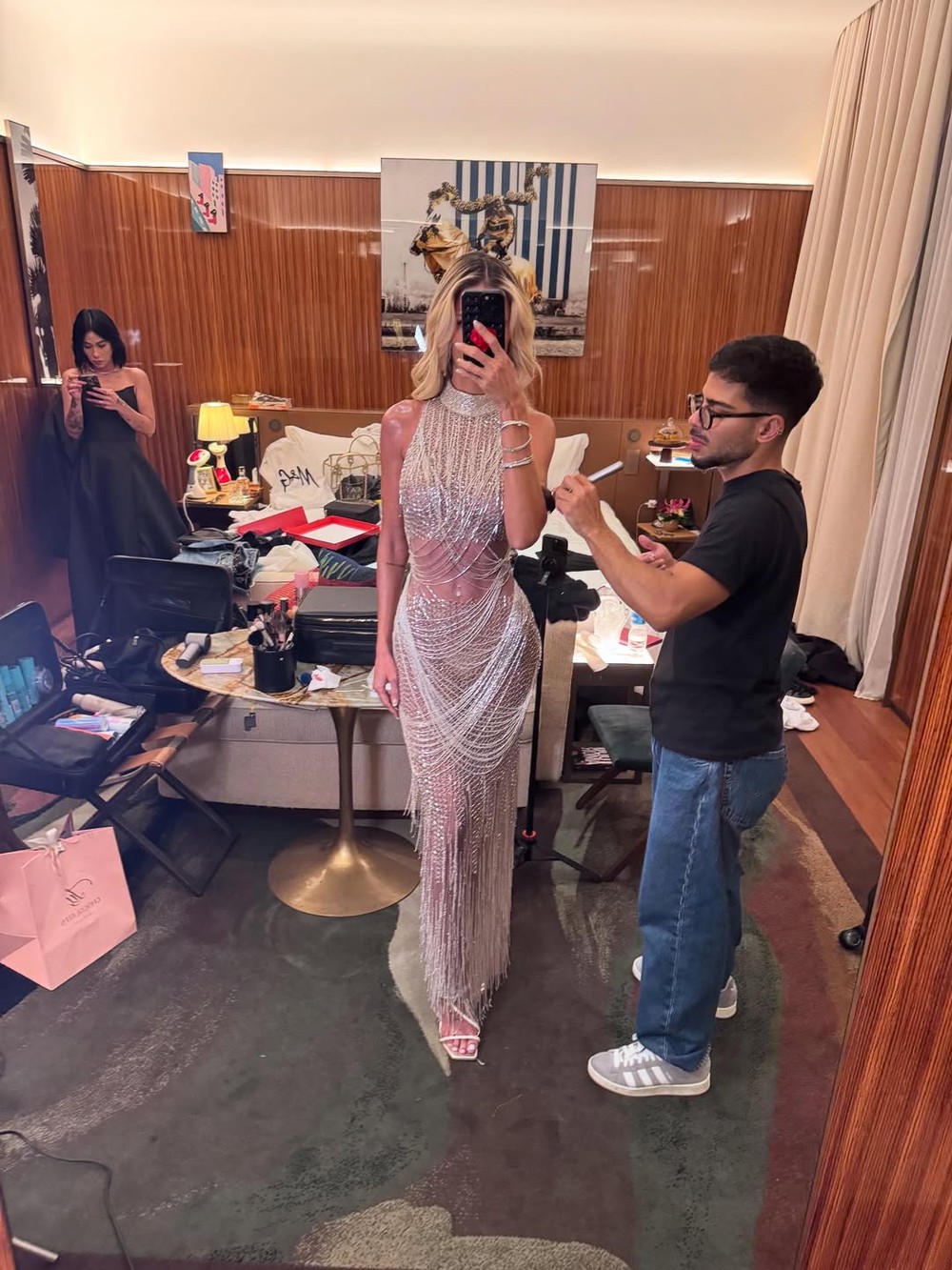 Yasmin Brunet aposta em vestido de mais de R$ 16 mil para o Baile do BB ...