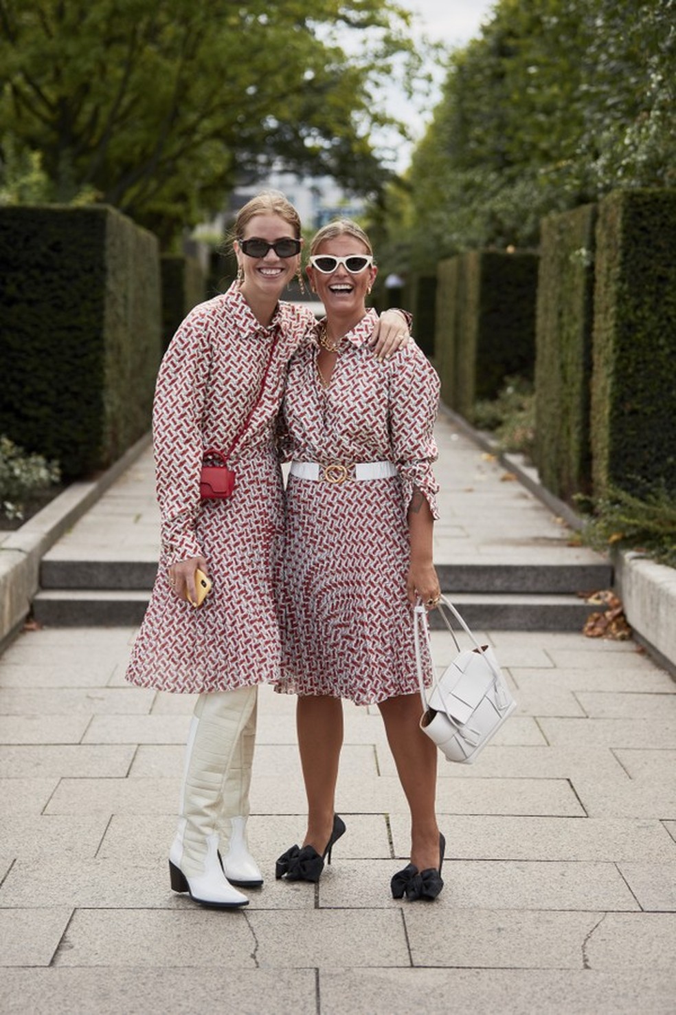 5 peças, 10 maneiras de repetir o look: lições de estilo diretamente de ...
