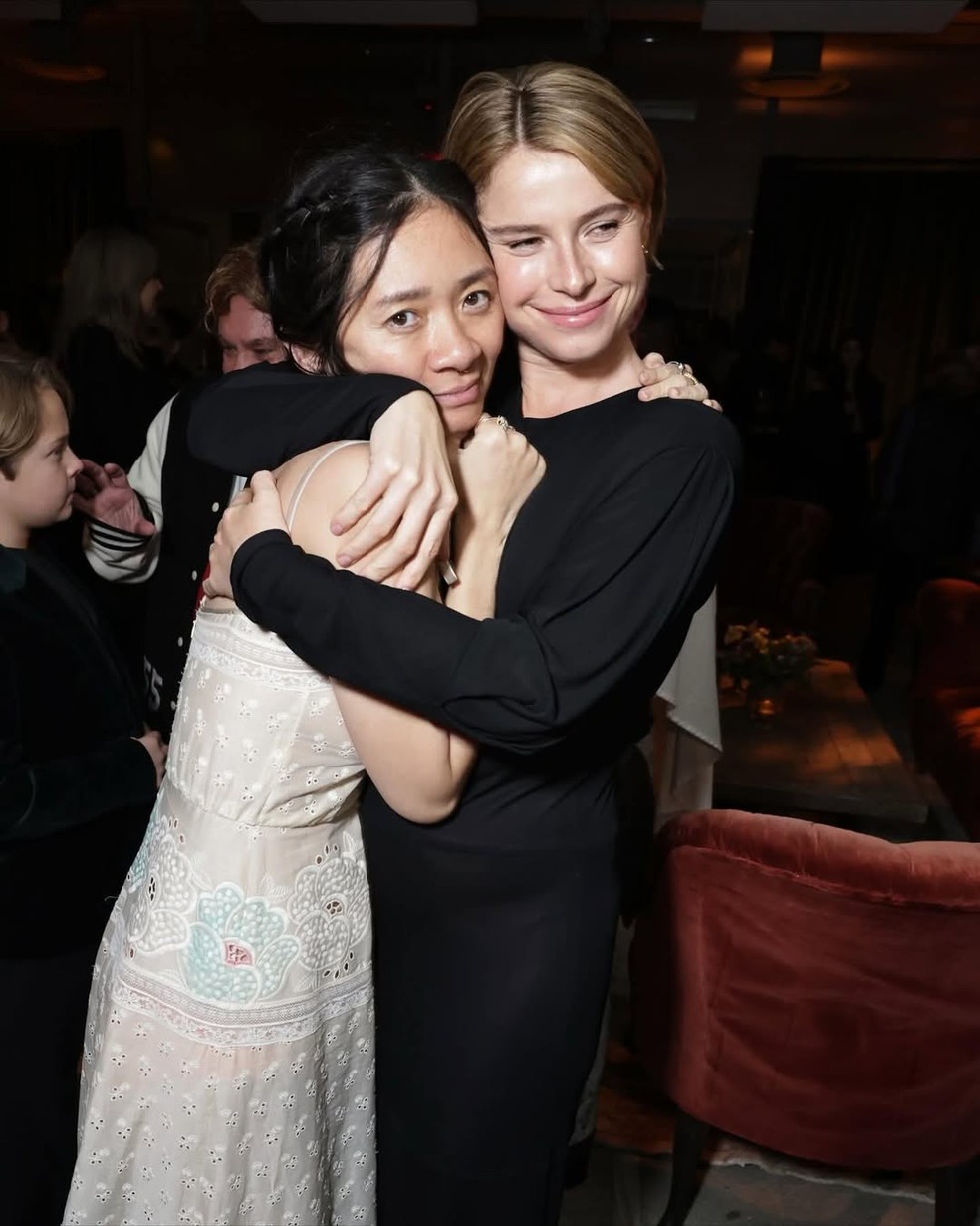Quem é Chloé Zhao? A única mulher indicada à direção no Globo de Ouro