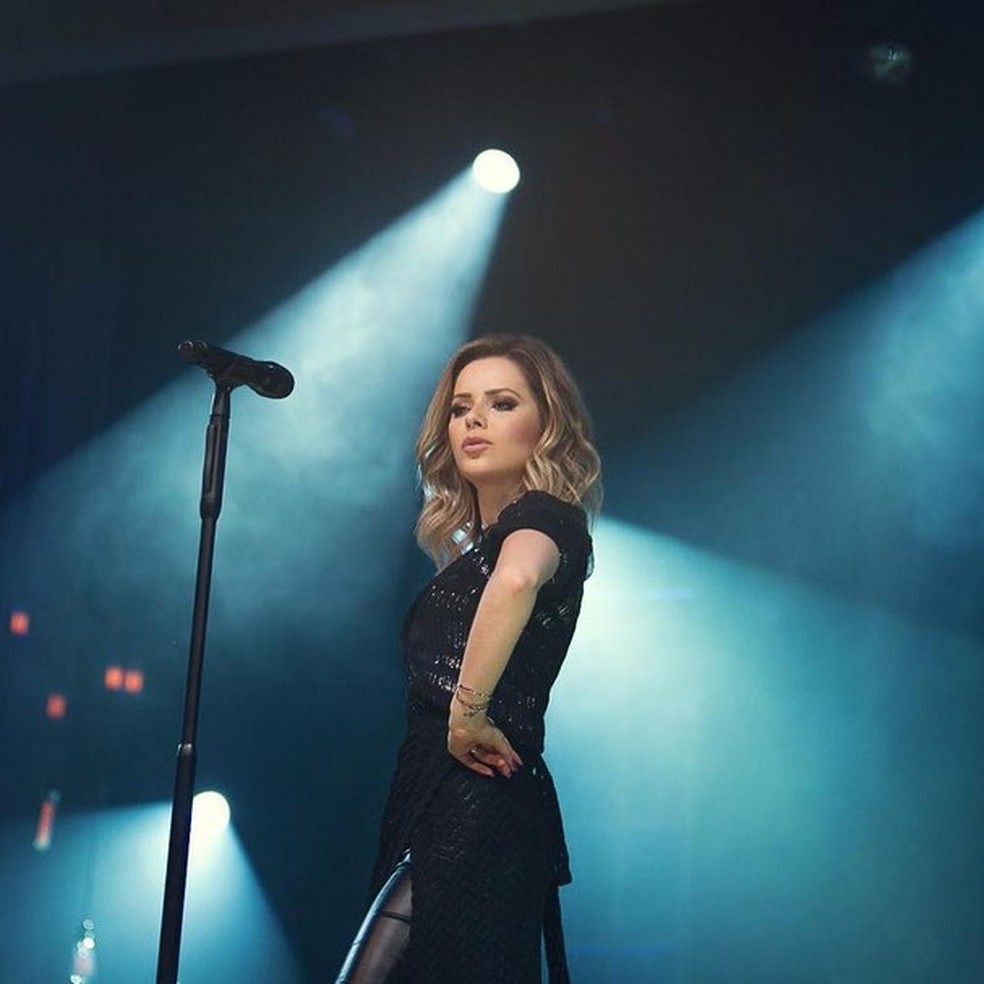 Sandy: inspire-se no estilo da cantora em 4 passos