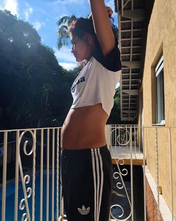 Marina Santa Helena revela estar grávida do rapper Emicida