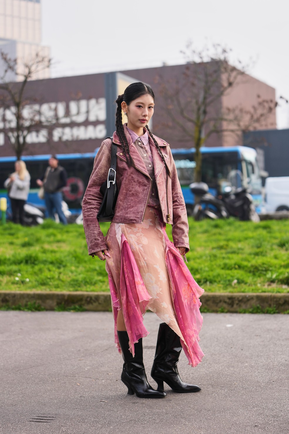 MFW: 11 looks do street style de Milão comprovam que o inverno é colorido