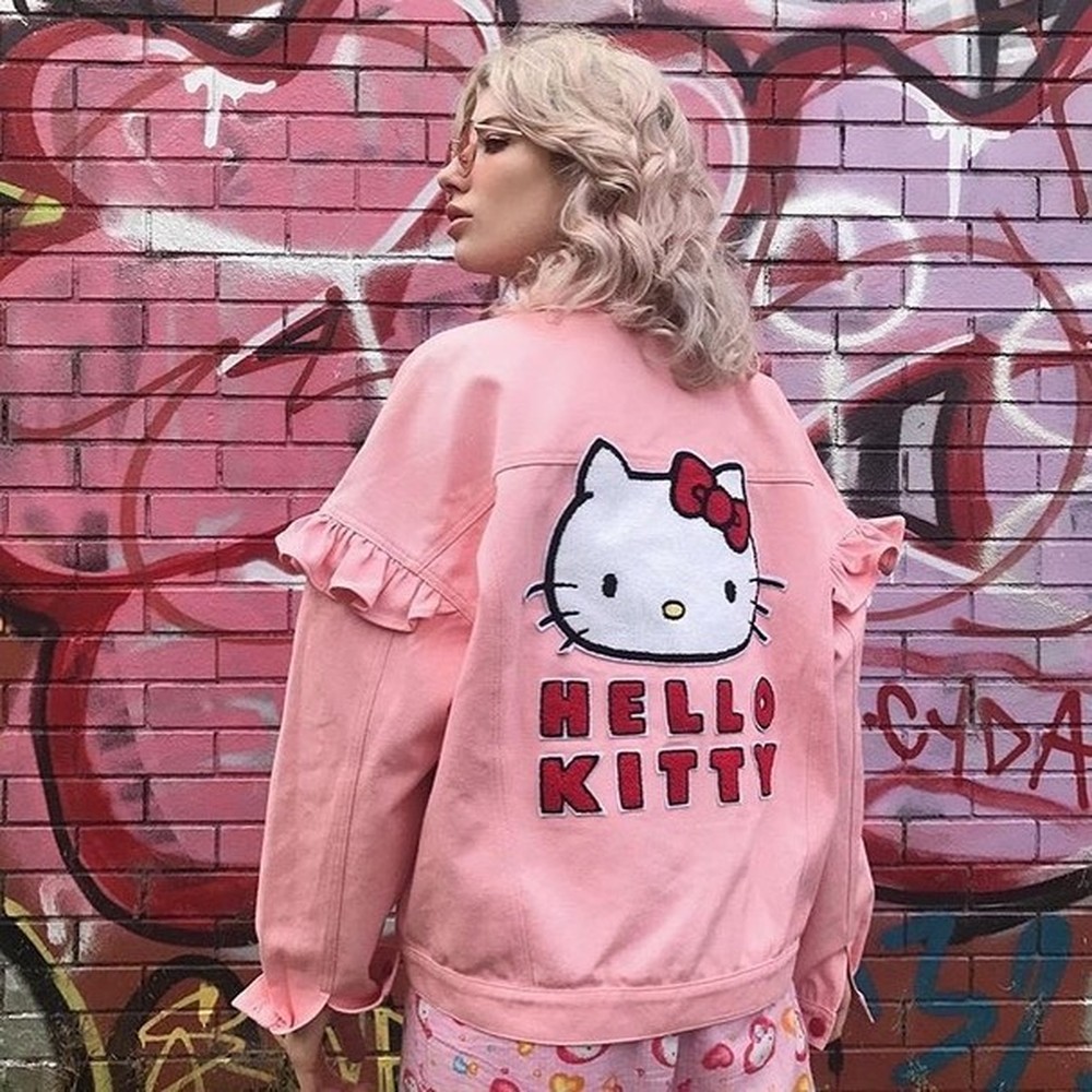 Hello Kitty inspira coleção fashion de grife britânica. Confira!