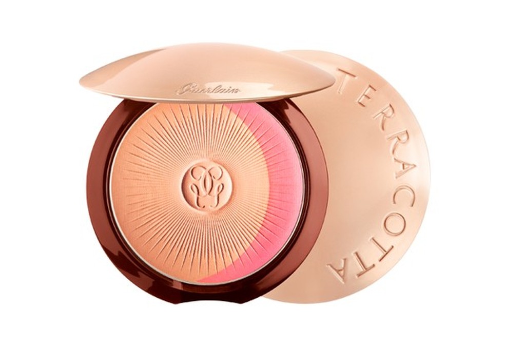 Base: líquida, compacta, bastão ou mineral? Aqui, o beabá!