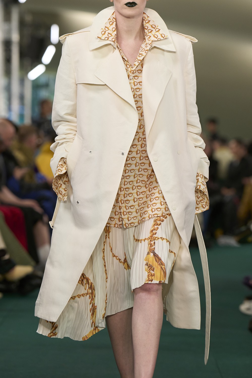 LFW: 6 apostas do desfile da Burberry com alto potencial de desejo