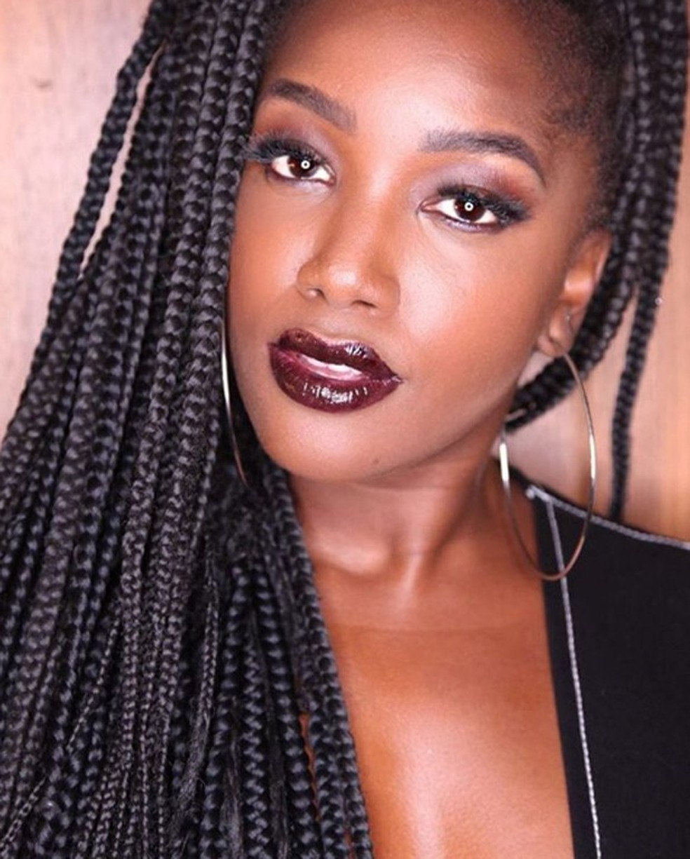 Iza: 7 vezes em que a cantora arrasou (e muito) na maquiagem