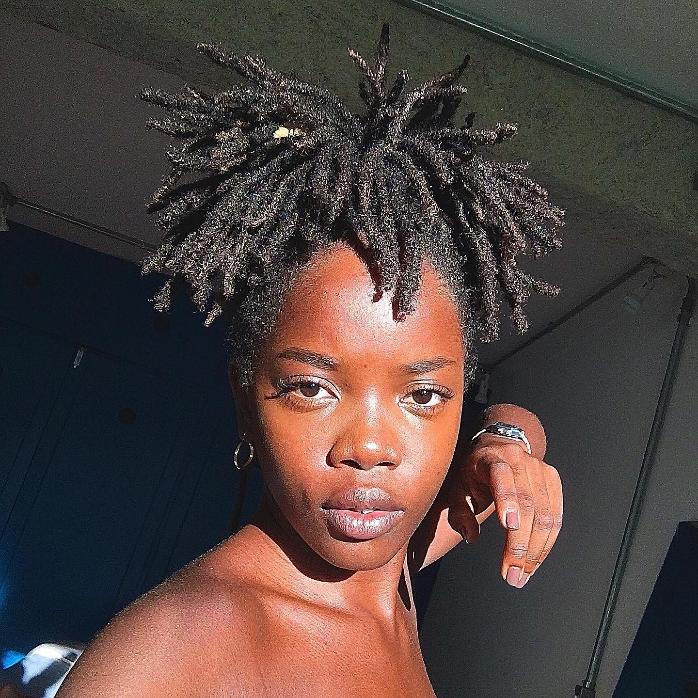 Tudo sobre o novo visual de Clara Moneke após fim das gravações de “Vai ...