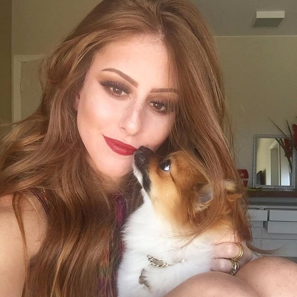 Mari Maria, o que a Youtuber de beleza tem? Descubra o talento!