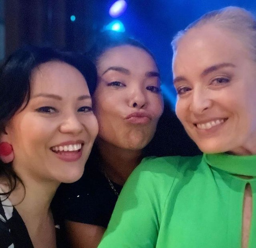 Ex-angelicat, Micheli Machado compartilha foto com Angelica em clima da ...