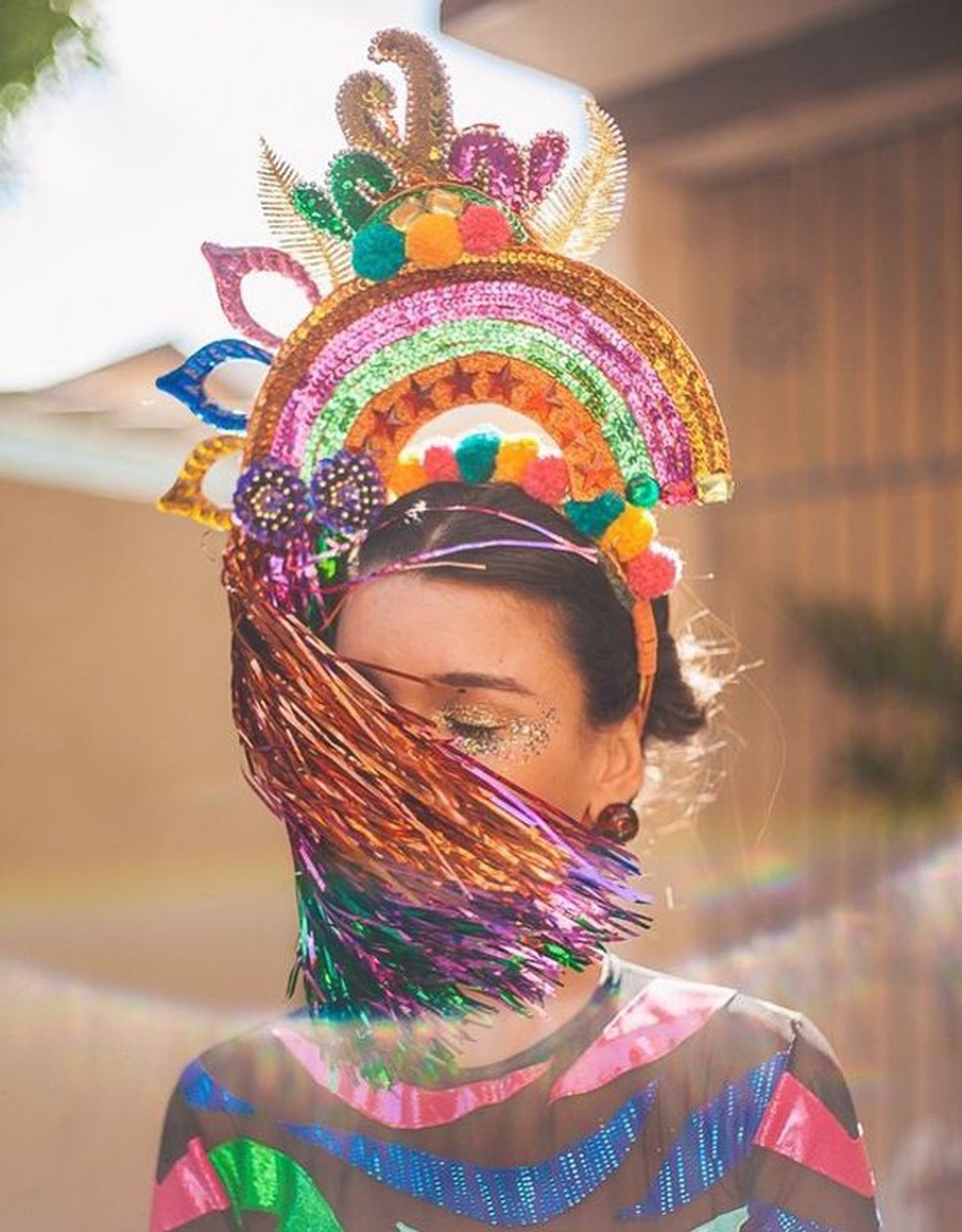 Tiaras de Carnaval: 20 versões divertidas do acessório para a sua fantasia