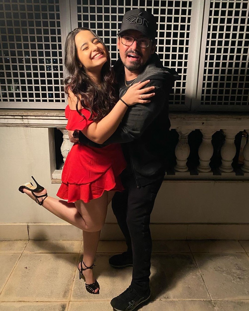 Fernando celebra os 18 anos da filha: 'Ninguém encosta nela'