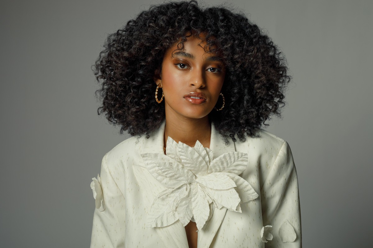 Lívia Silva, Teca em 'Renascer', reflete sobre primeira experiência em ...