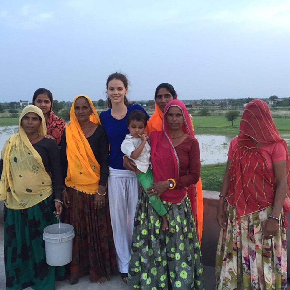Laura Neiva dá pausa vida de atriz e relata experiência transformadora ...