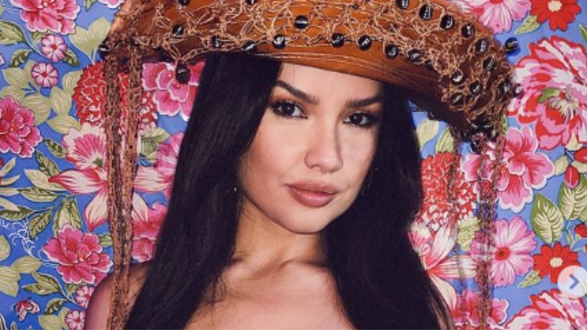 Juliette perde a paciência e rebate críticas a nova música: 'Besteira'