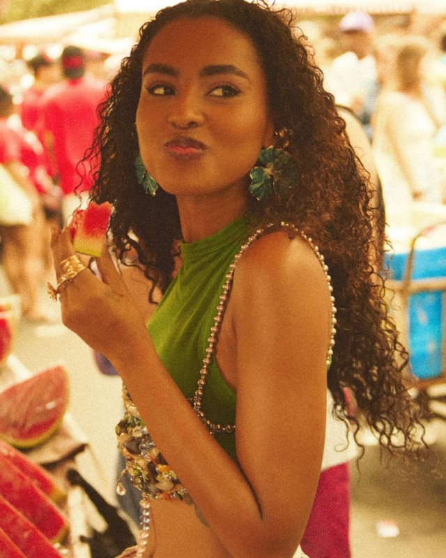 Gabz abre álbum de fotos de dia de calor no Rio de Janeiro e arranca ...