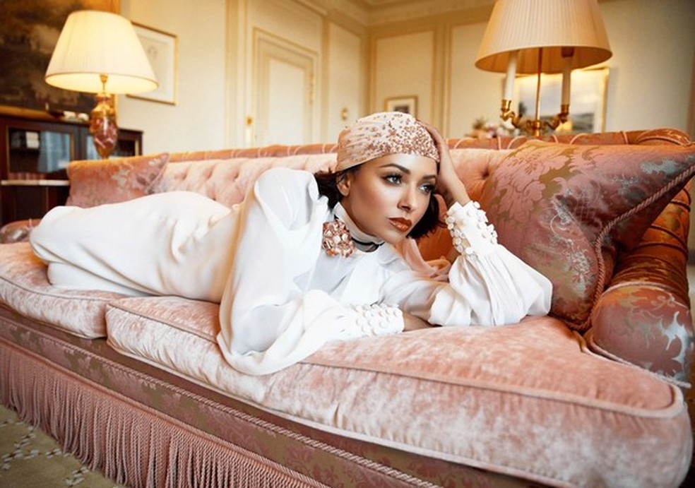 Kat Graham estrela ensaio luxuoso e fala sobre moda, projetos e The ...
