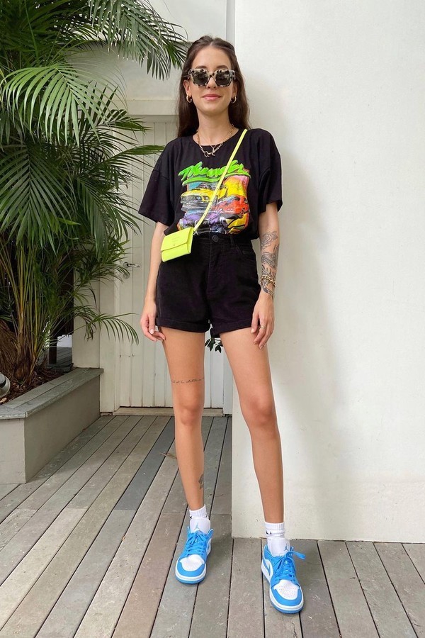 15 jeitos diferentes de usar tênis de cano alto