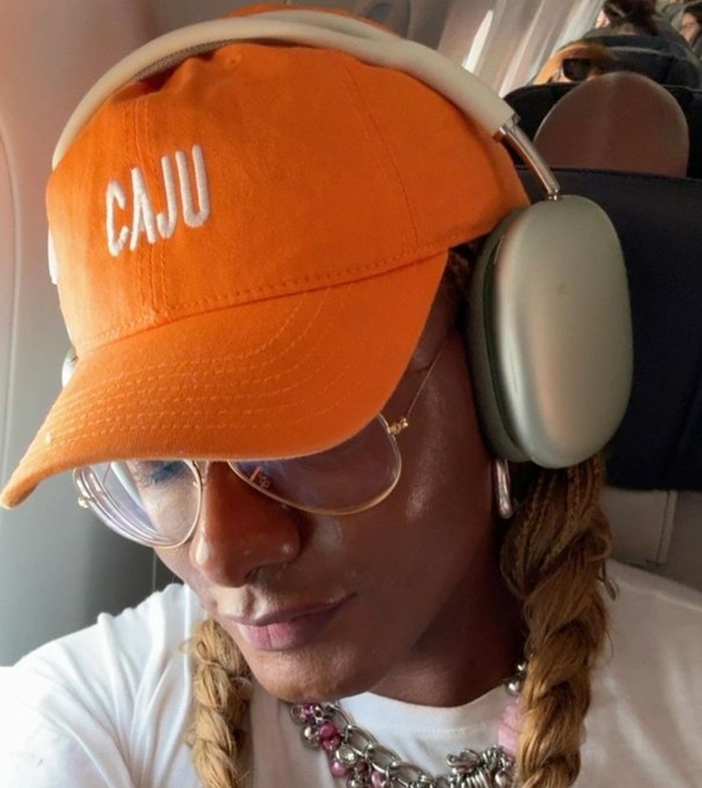 Como o merch deixou o status de 'souvenir' para ser item de desejo fashion