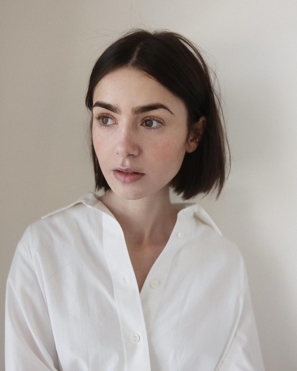 Lily Collins radicaliza o visual e aposta em corte e cor perfeitos para ...