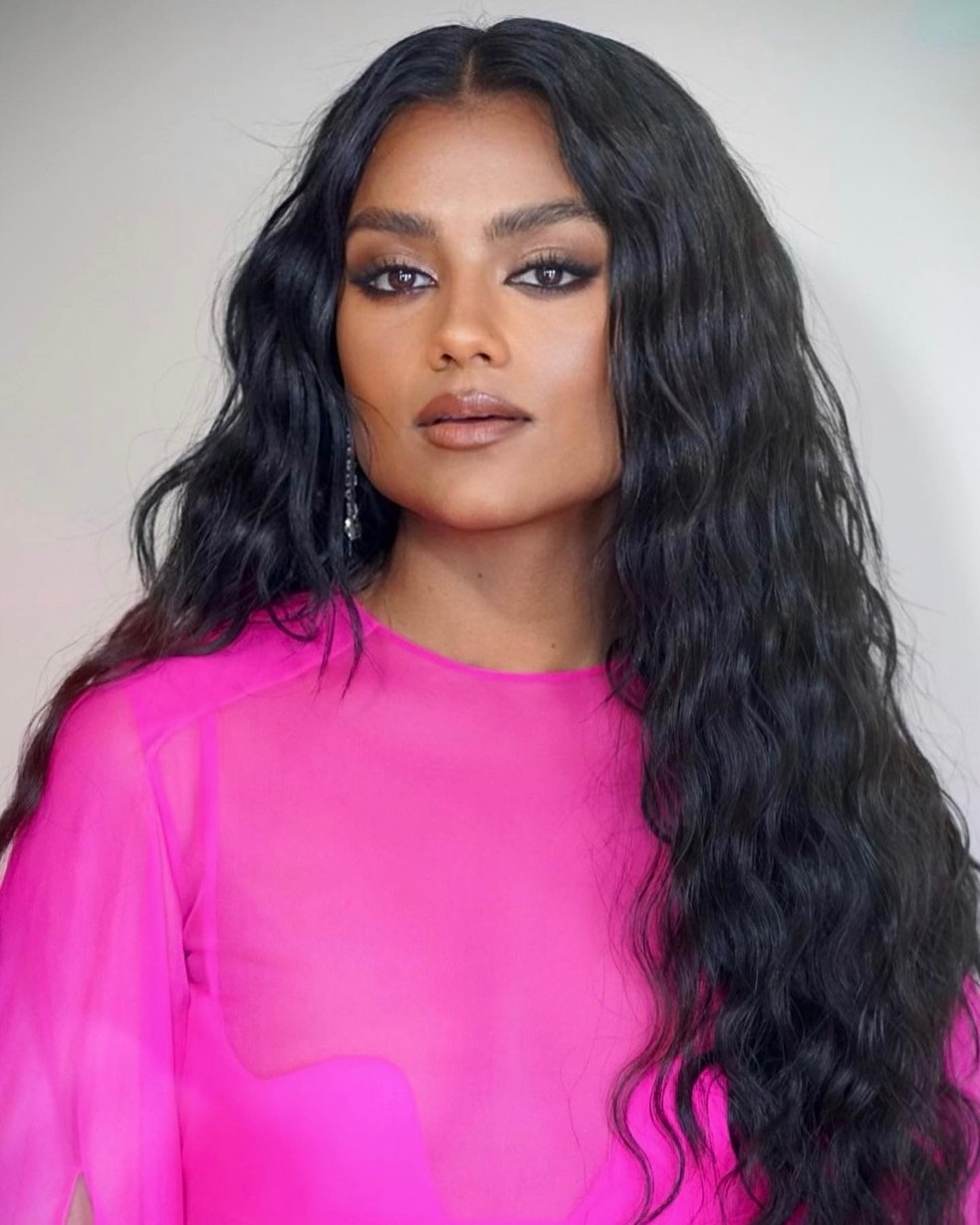 Bridgerton: os melhores looks de beleza de Simone Ashley, nova ...