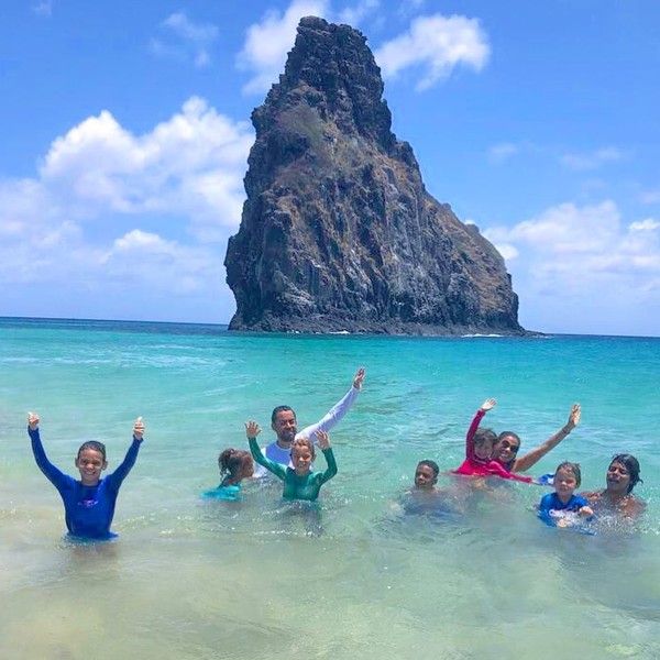 Luana Piovani divulga novas fotos da viagem para Fernando de Noronha