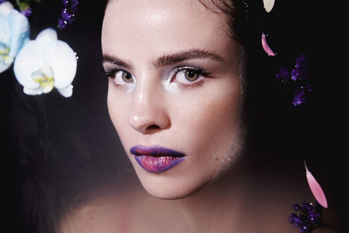 Giulia fala sobre hate no começo da carreira: 'Era naturalmente mais ...