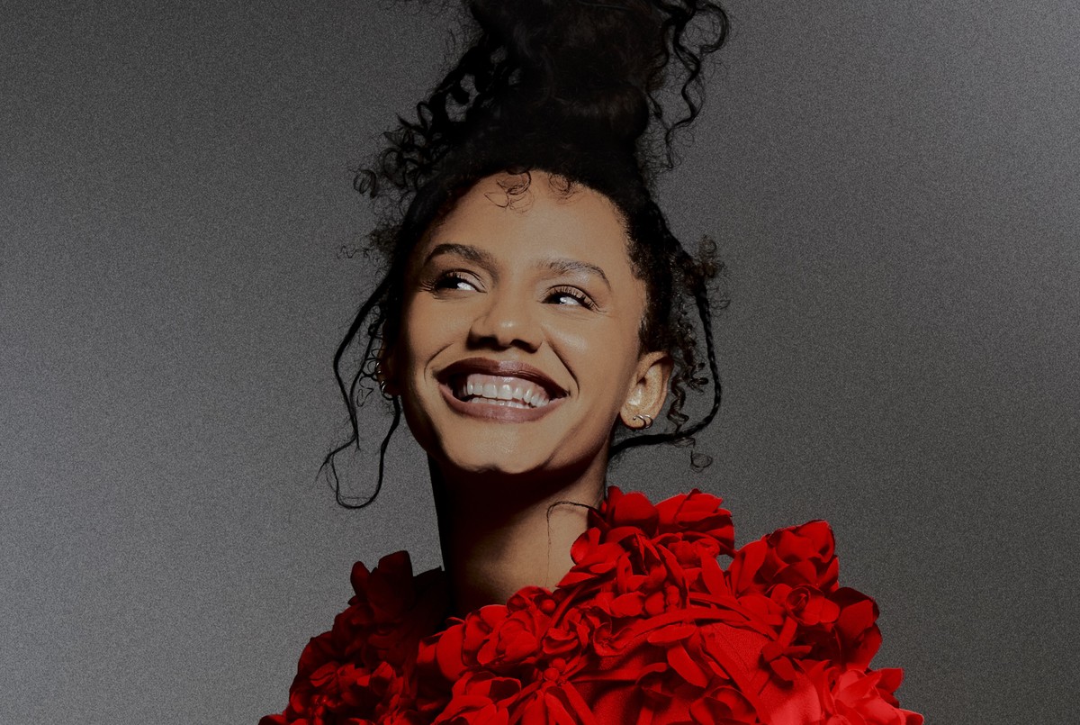 Jéssica Ellen na Glamour: todos os detalhes por trás da beleza de capa