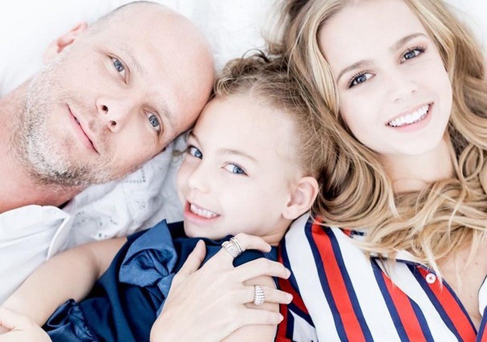 Sheila Mello faz homenagem para Fernando Scherer no Dia dos Pais