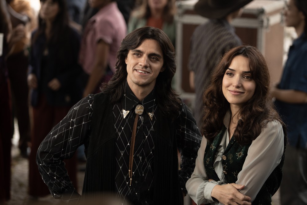 Màrjorie Gêrardi, que interpreta Noely na série que homenageia ...