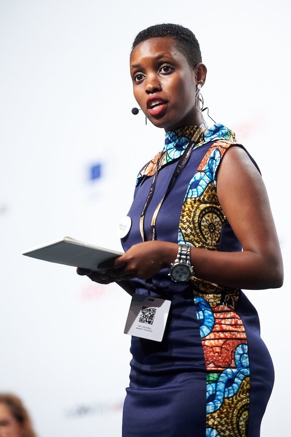 Conheça a jovem que está mudando a história de Uganda