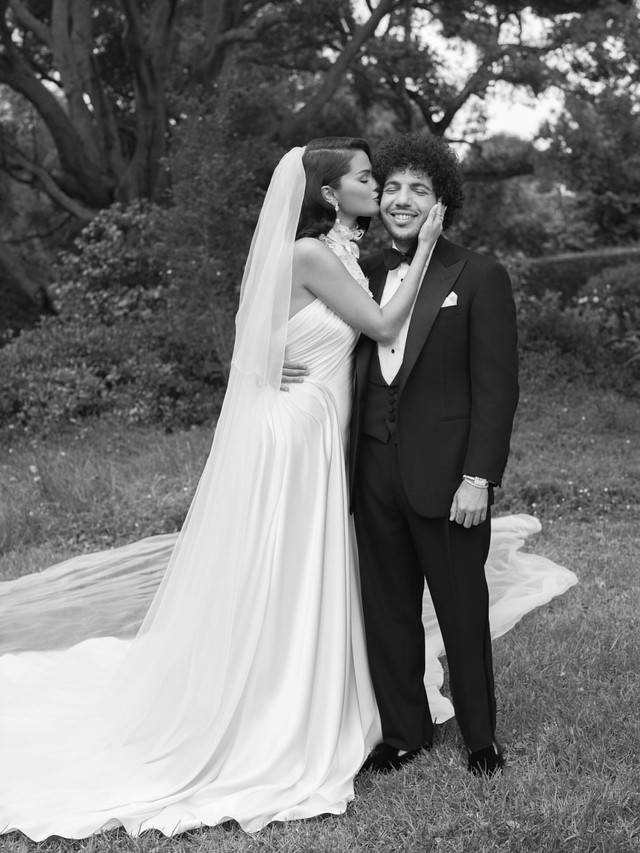 Selena e Benny Blanco fazem primeira aparição pública após casamento em ...