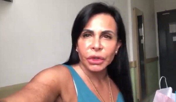 Gretchen dá detalhes de procedimentos que fez no rosto