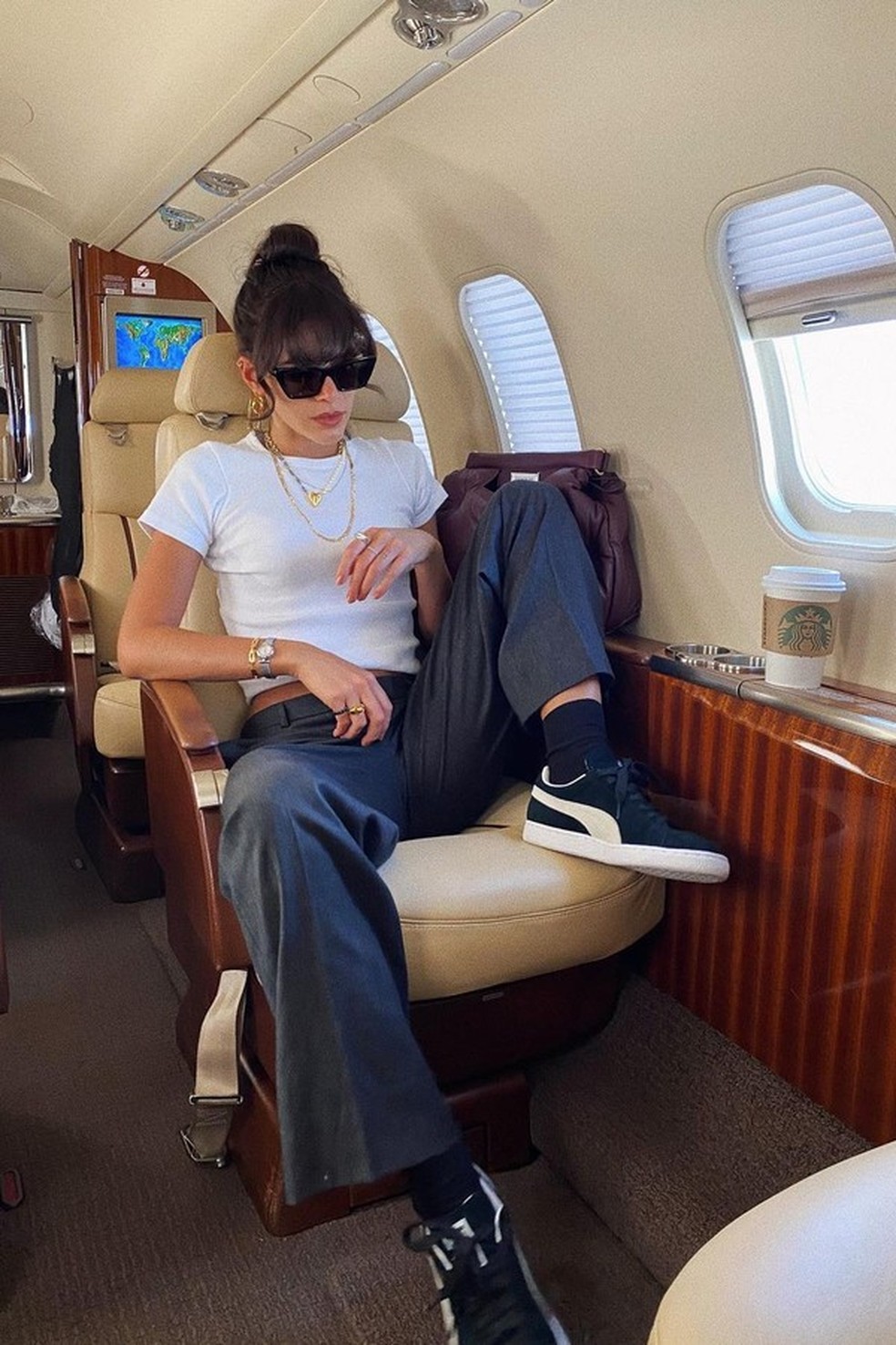 Zendaya com saia volumosa e regata da Alta-Costura, Ísis Valverde de ...